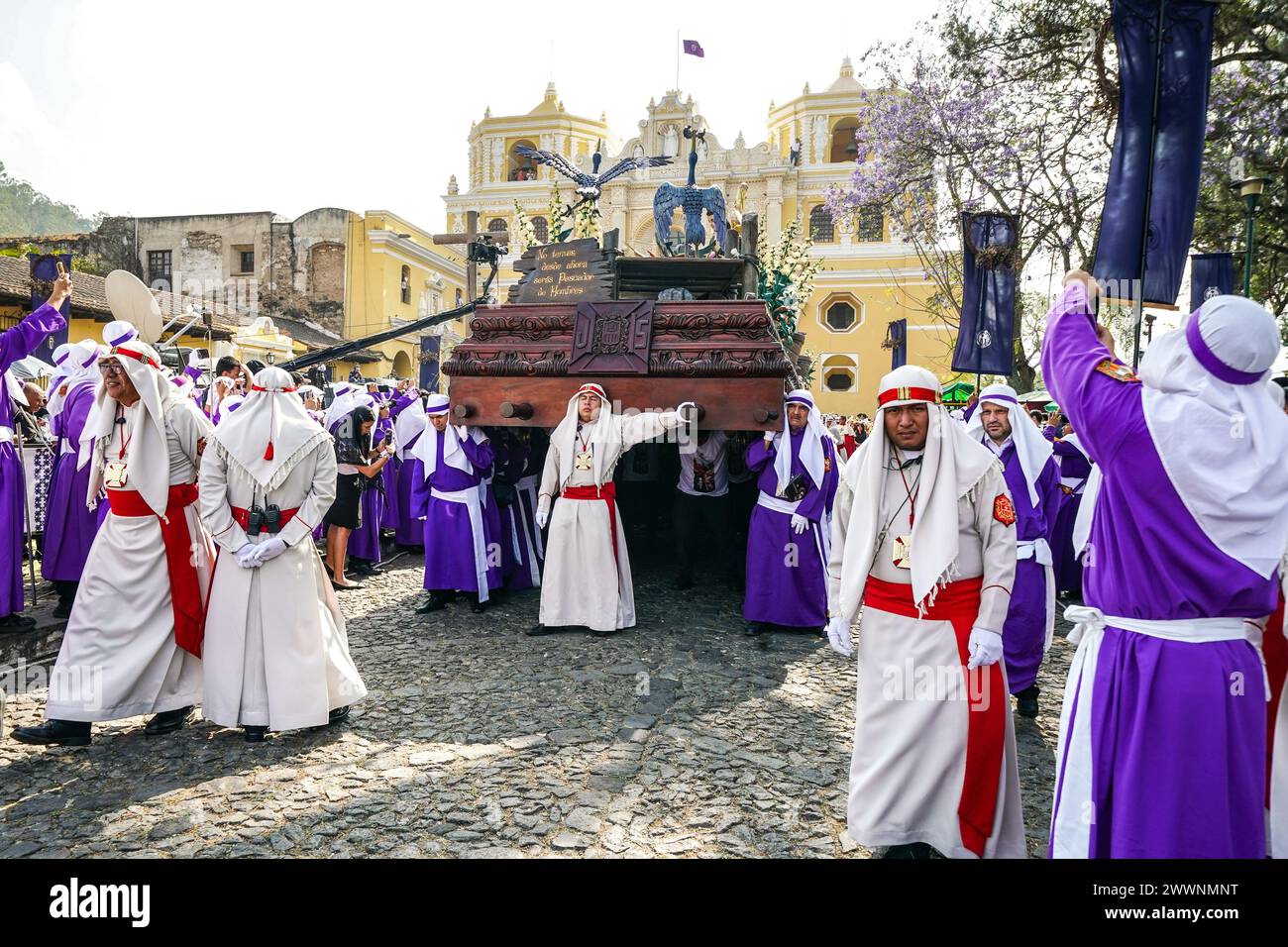 Antigua, Guatemala. 24th Mar, 2024. Catholic penitents carry the ...