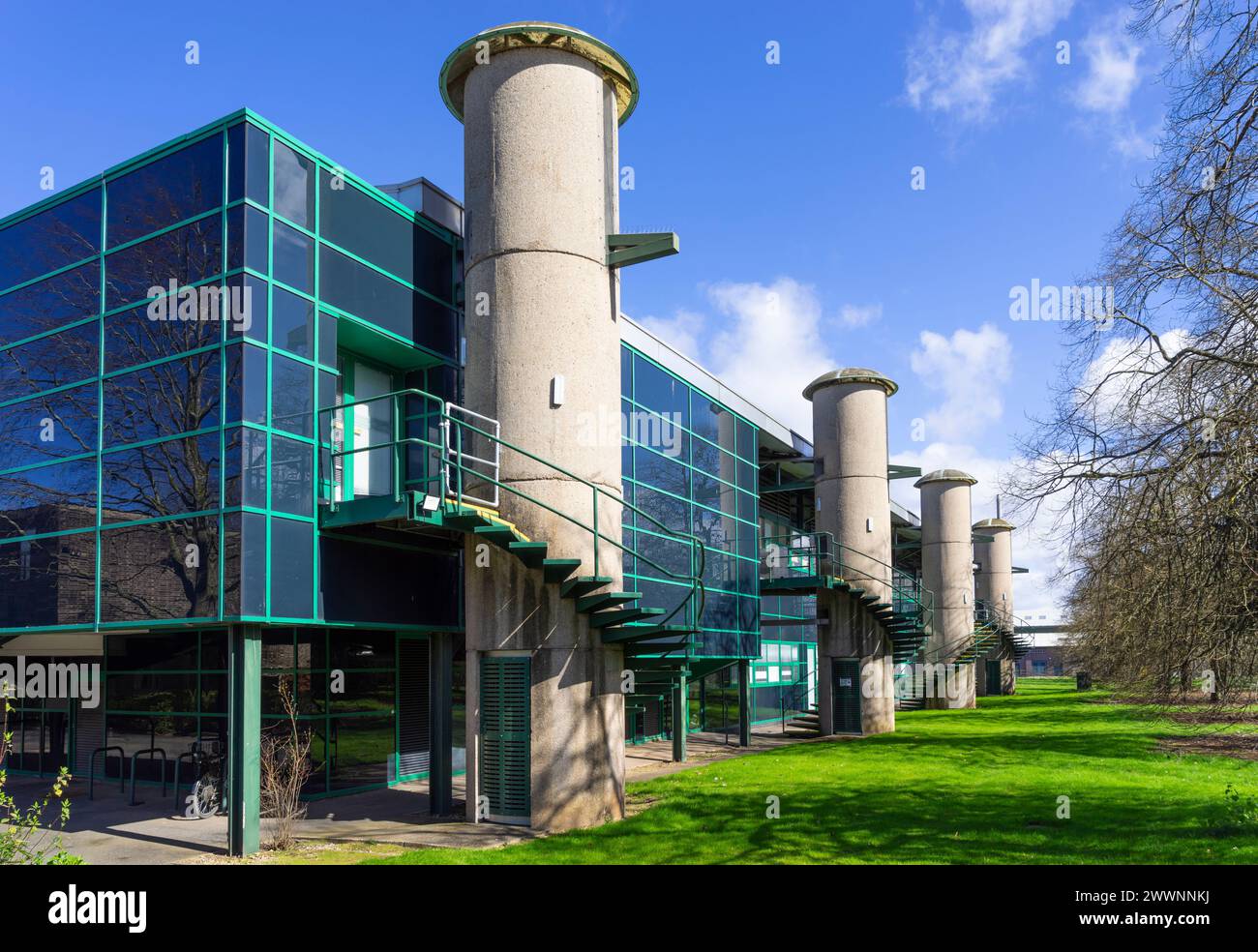 School architecure hi-res stock photography and images - Alamy