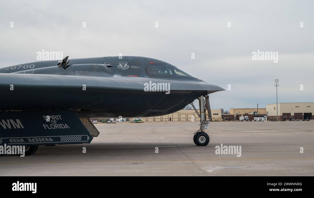 The B-2 Spirit stealth bomber “Spirit of Florida” taxies on the flight ...