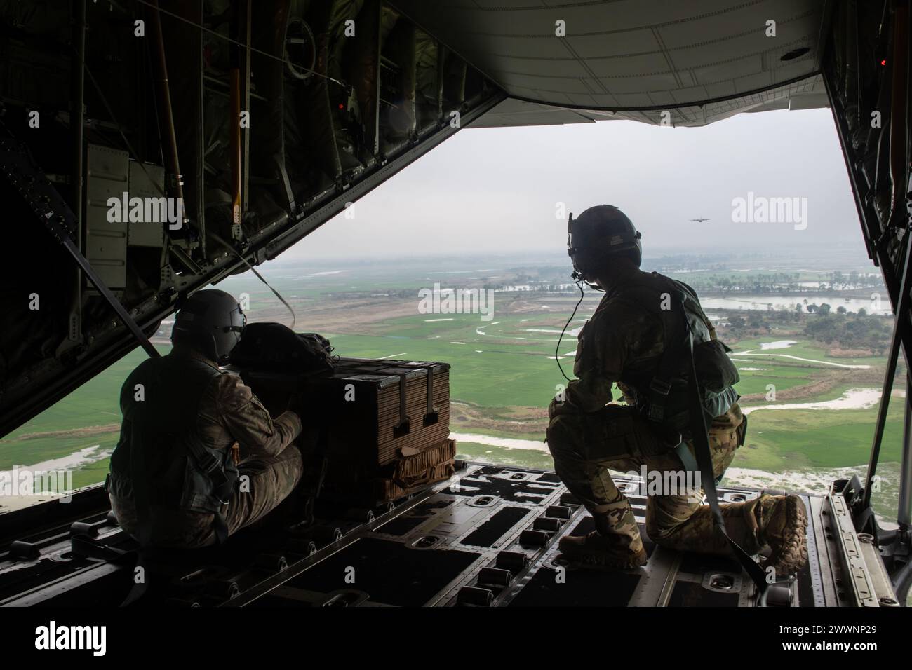 U.S. Air Force Senior Airmen Spencer Kans and Joseph Snell, 36th ...