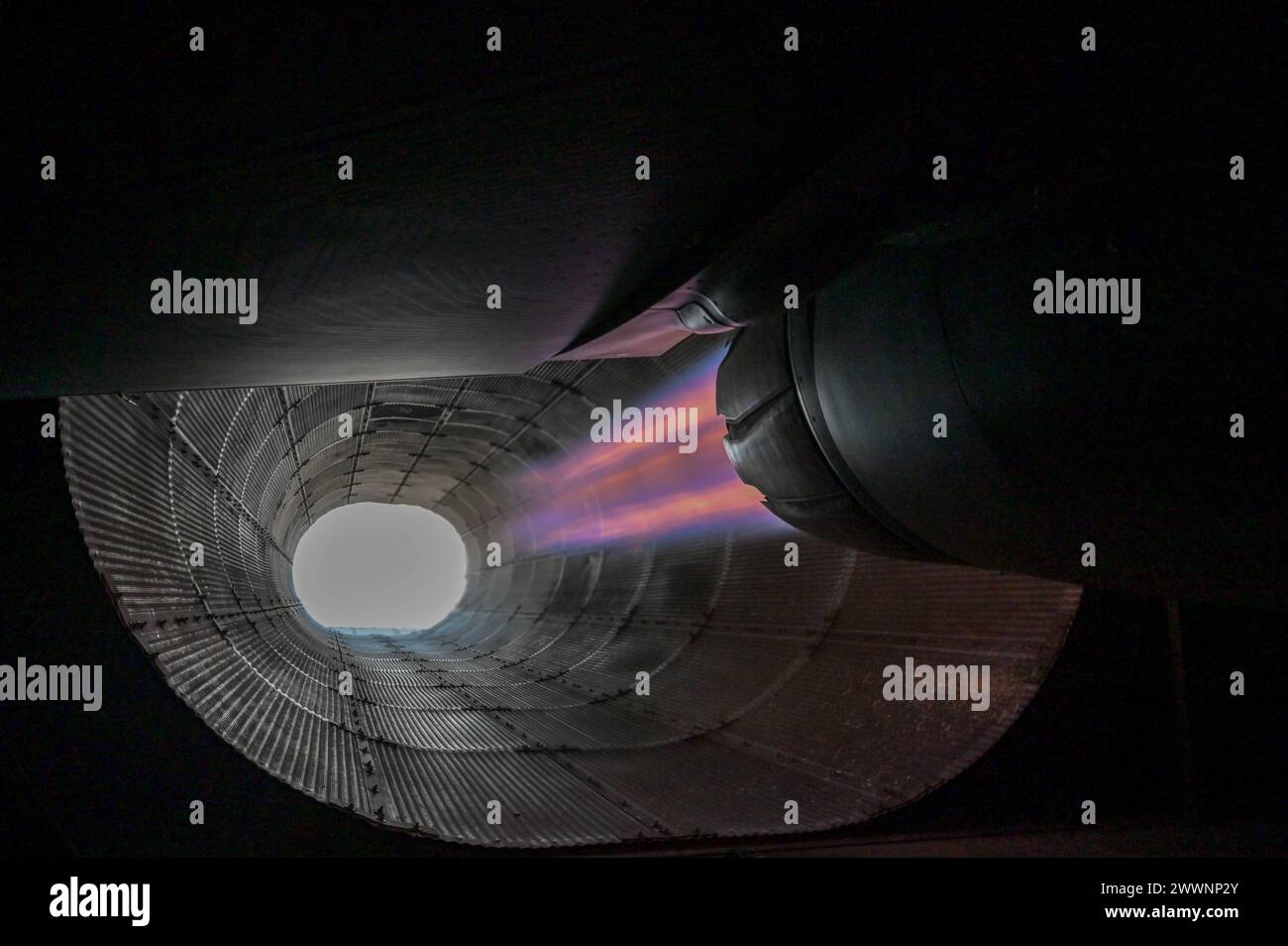 U.S. Air Force crew chiefs from the 555 Fighter Generation Squadron ...