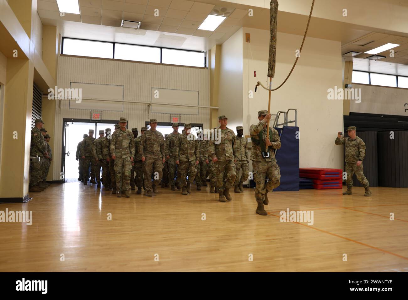 Soldiers from the 75th Field Artillery Brigade, 2nd Battalion, 18th ...