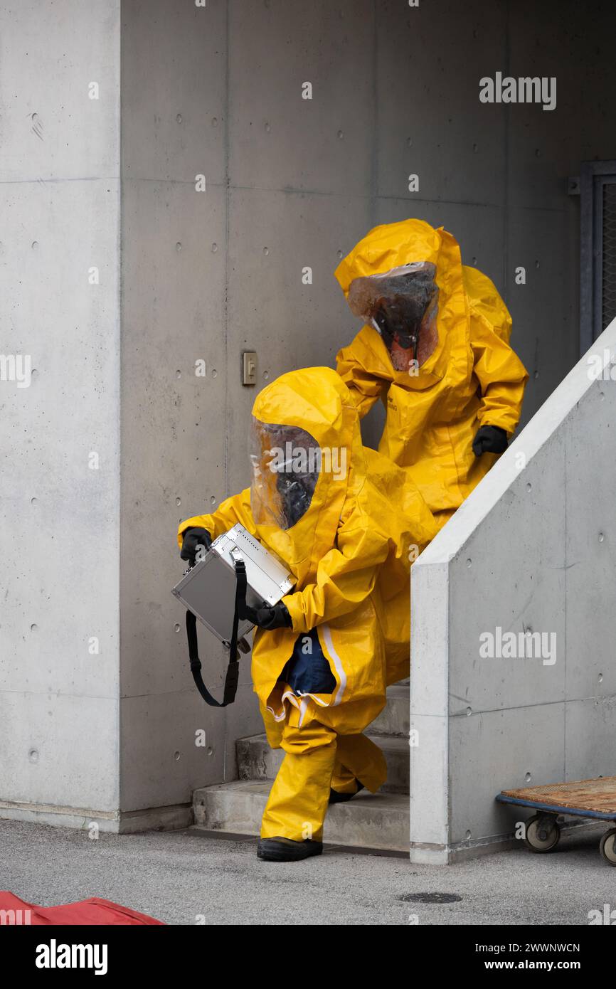 Gas detector hi-res stock photography and images - Alamy