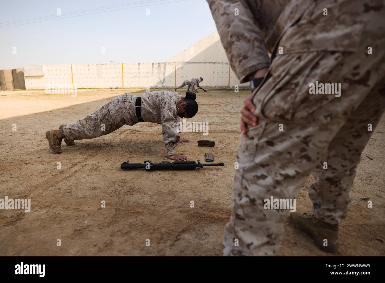 U.S. Marines and Jordanian Soldiers assigned to the Quick Response ...