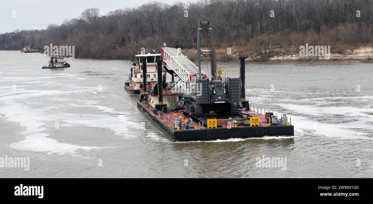 The Marine Vessel Lawson drives up the confluence of the Black Warrior ...