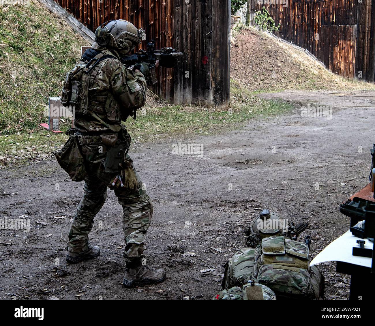 U.S. Special Operations Forces assigned to 10th Special Forces Group ...