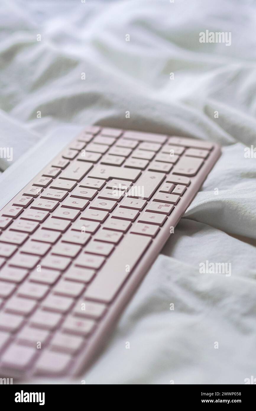 Flat bed keyboard hi-res stock photography and images - Alamy