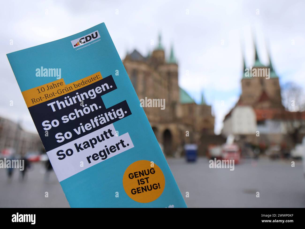 Plakate und flyer hi-res stock photography and images - Alamy