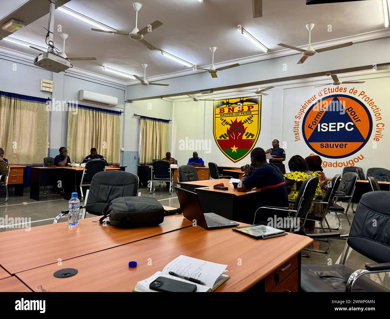 Members of the District of Columbia National Guard joined members of ...