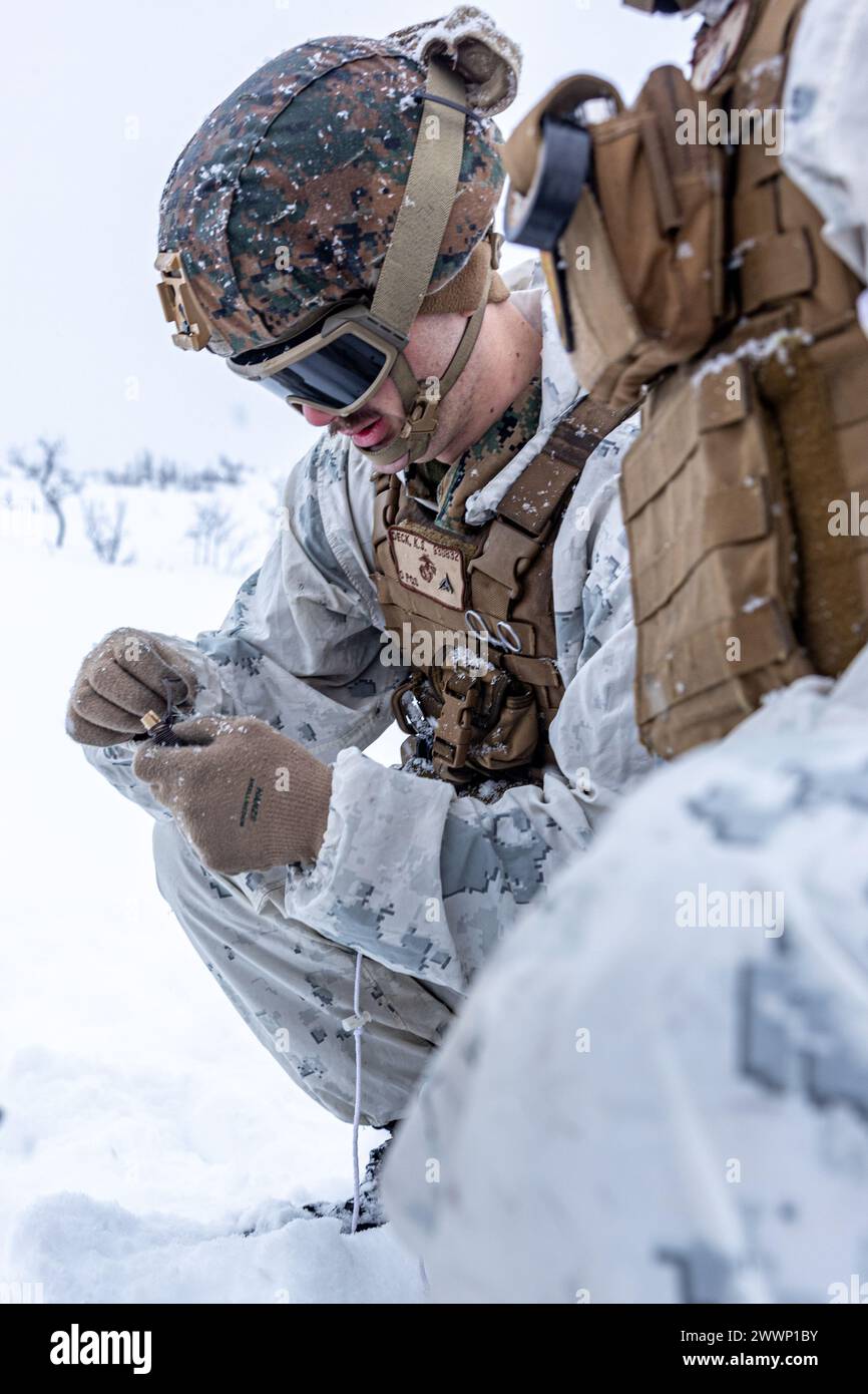 Blasting cap hi-res stock photography and images - Alamy