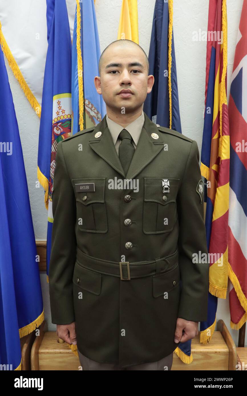 Distinguished Honor Graduate Lawton Fort Sill, Oklahoma - SPC Tristan ...