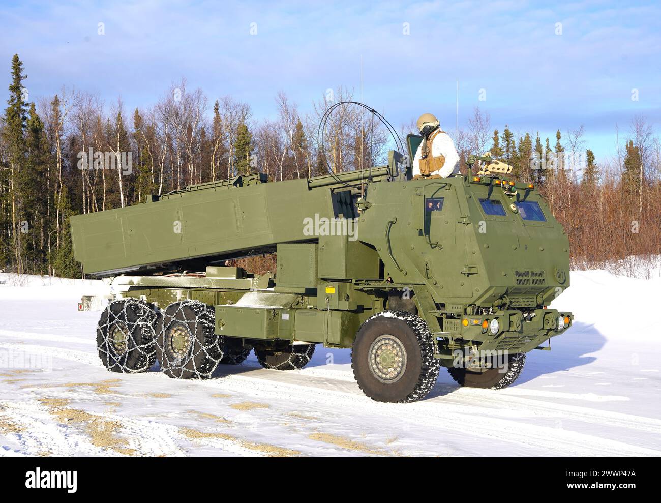 U.S. Marines with Fox Battery, 2nd Battalion, 14th Marine Regiment, 4th ...