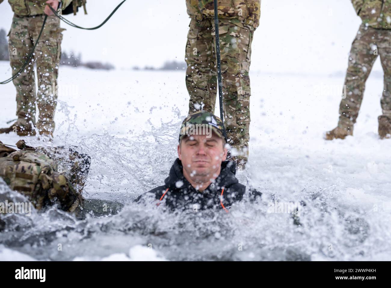Special Warfare Tactical Air Control Party Airmen with the 124th ...
