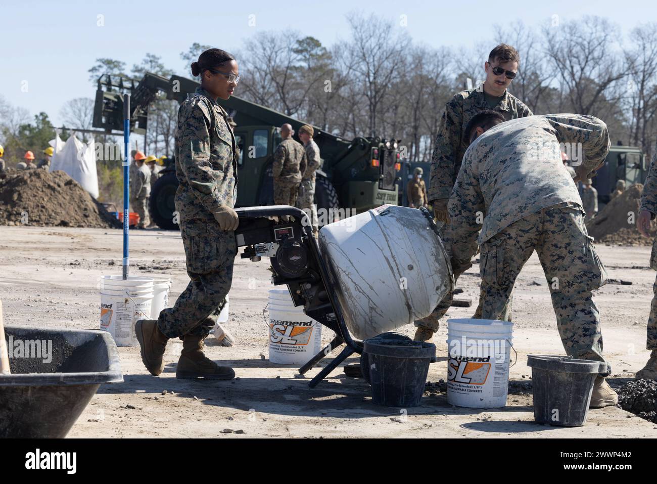 U.S. Marine Corps combat engineers with 8th Engineer Support Battalion ...