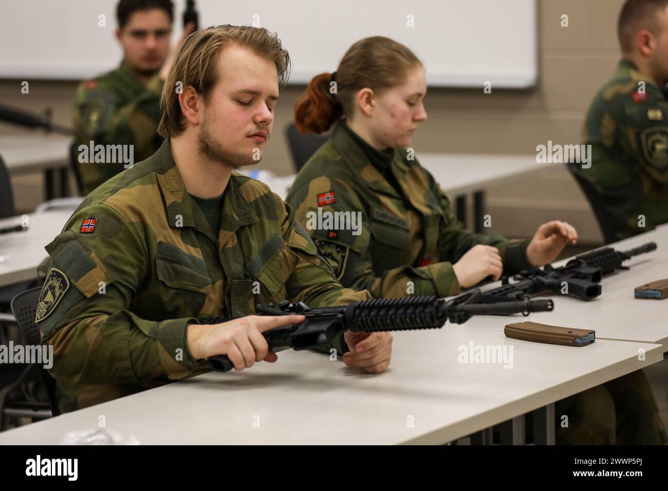 Norwegians in the Norwegian Home Guard Rapid Response Force / Youth ...