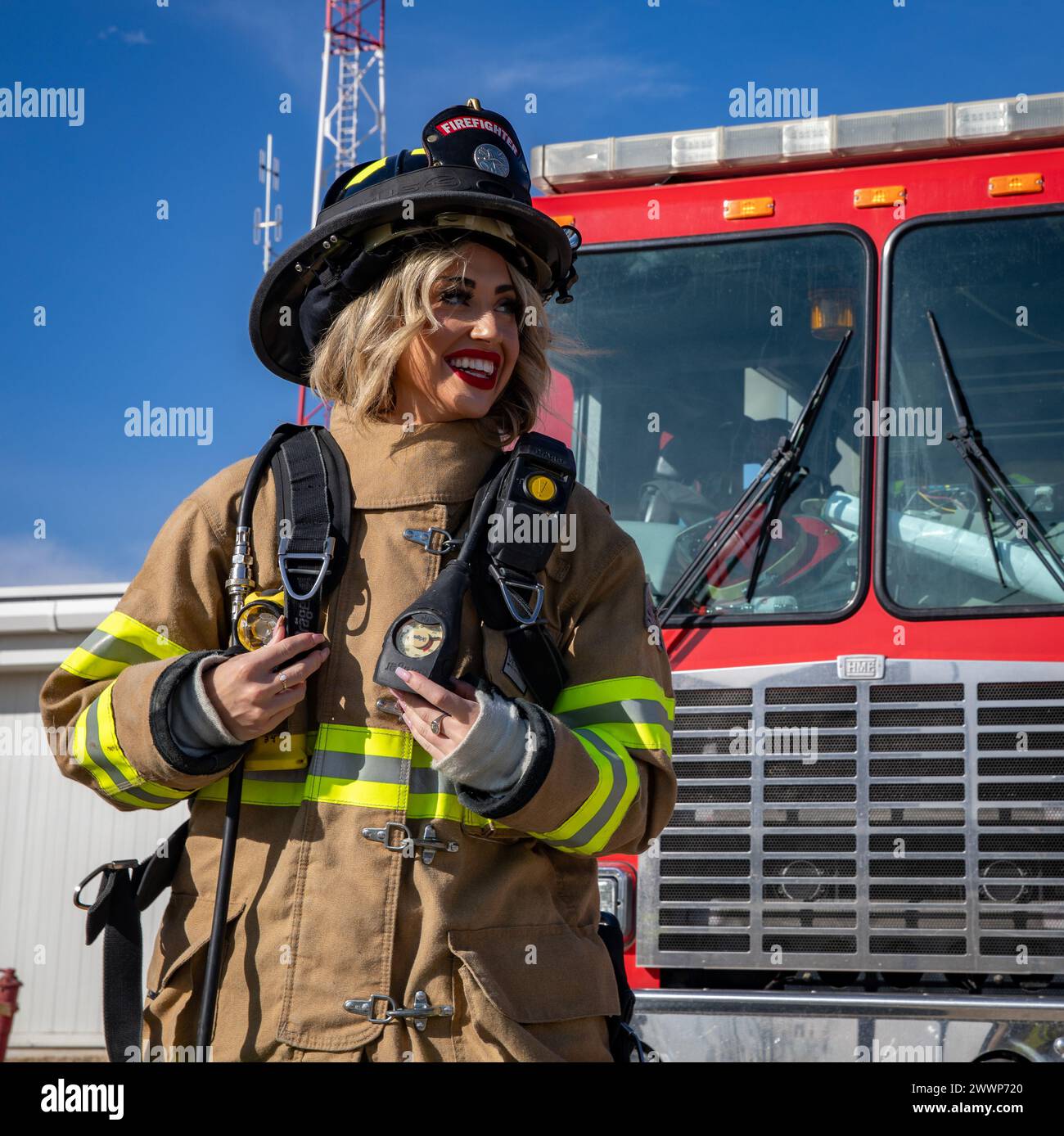 Armed forces entertainment tour hi-res stock photography and images - Alamy