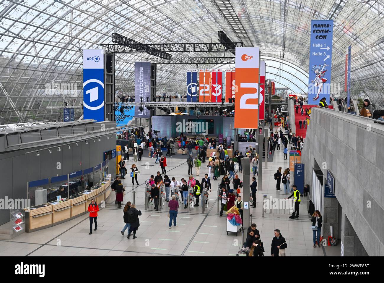 Leipziger Buchmesse 2024, Messe in Leipzig. Foto: Glashalle *** Leipzig Book Fair 2024, Trade ...