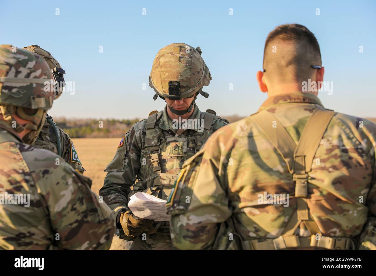 Tennessee Army National Guardsman Staff Sgt. Christopher Thomas, from ...