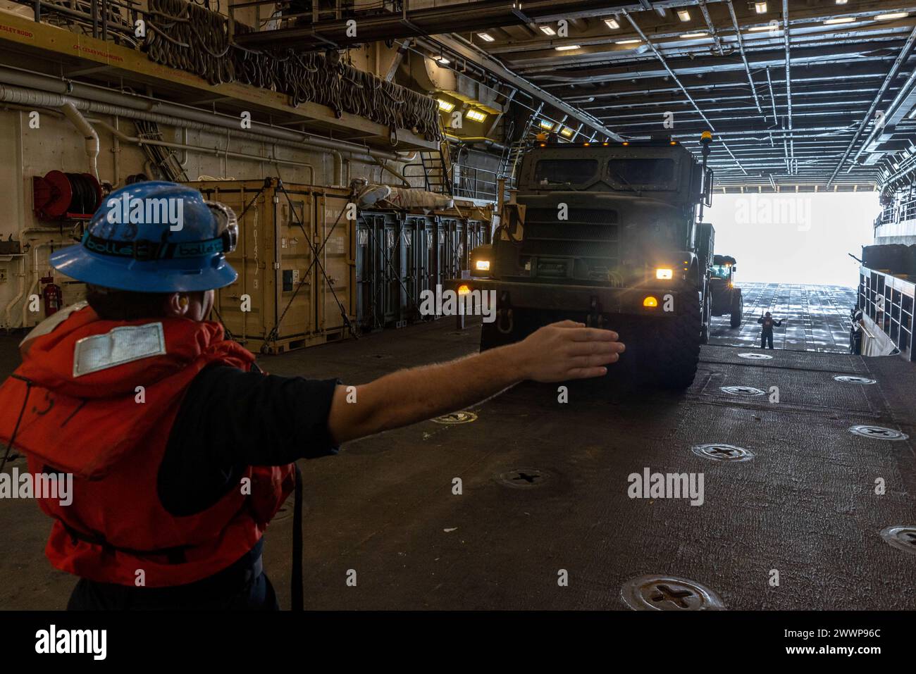 A U.S. sailor assigned to the amphibious transport dock USS Somerset ...