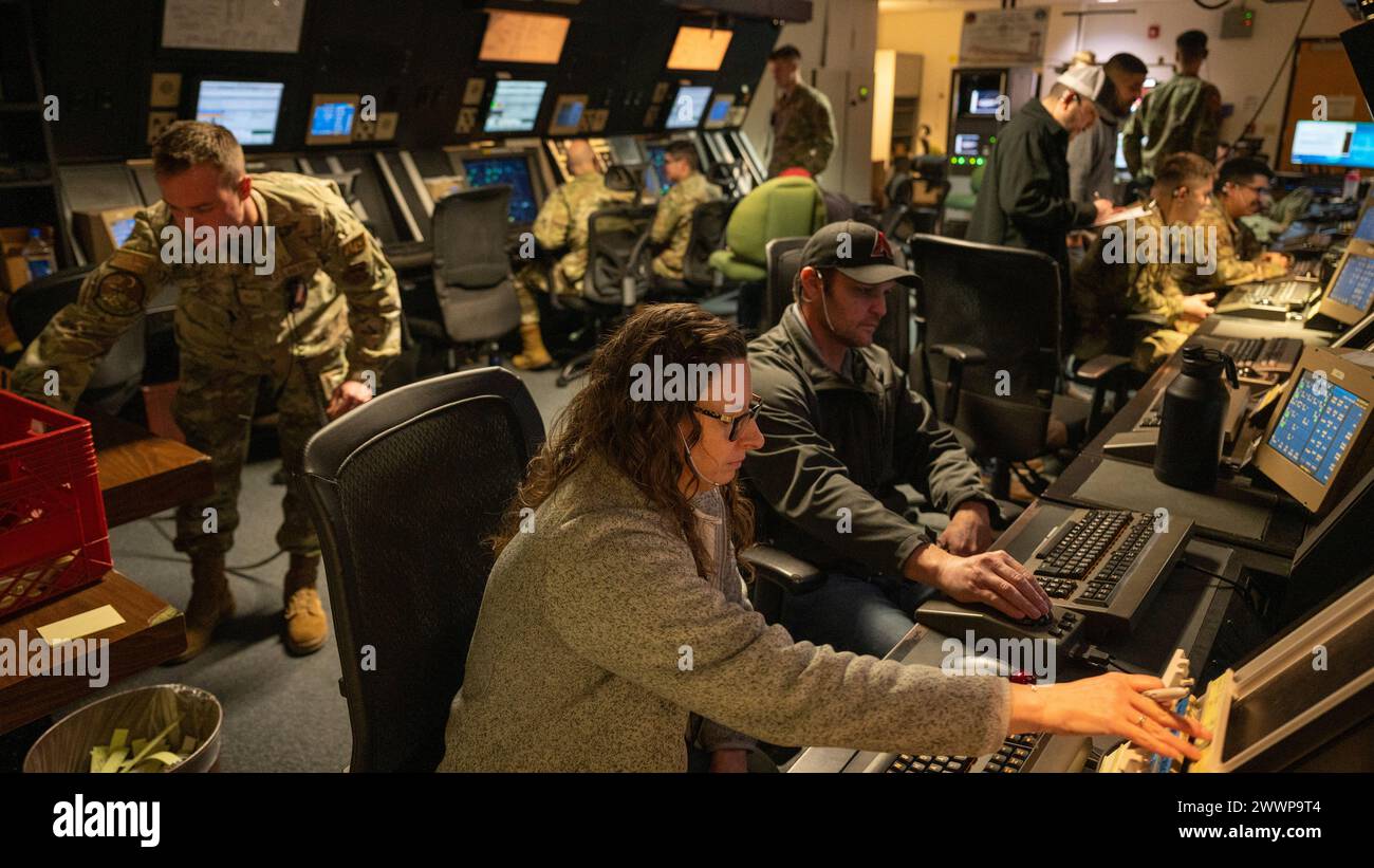 Radar approach controll hi-res stock photography and images - Alamy