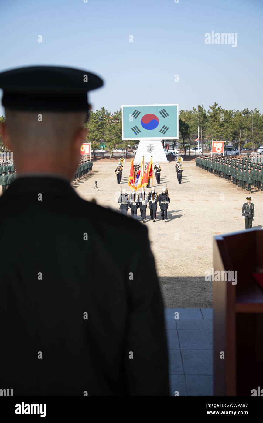 Rok marine base hi-res stock photography and images - Alamy