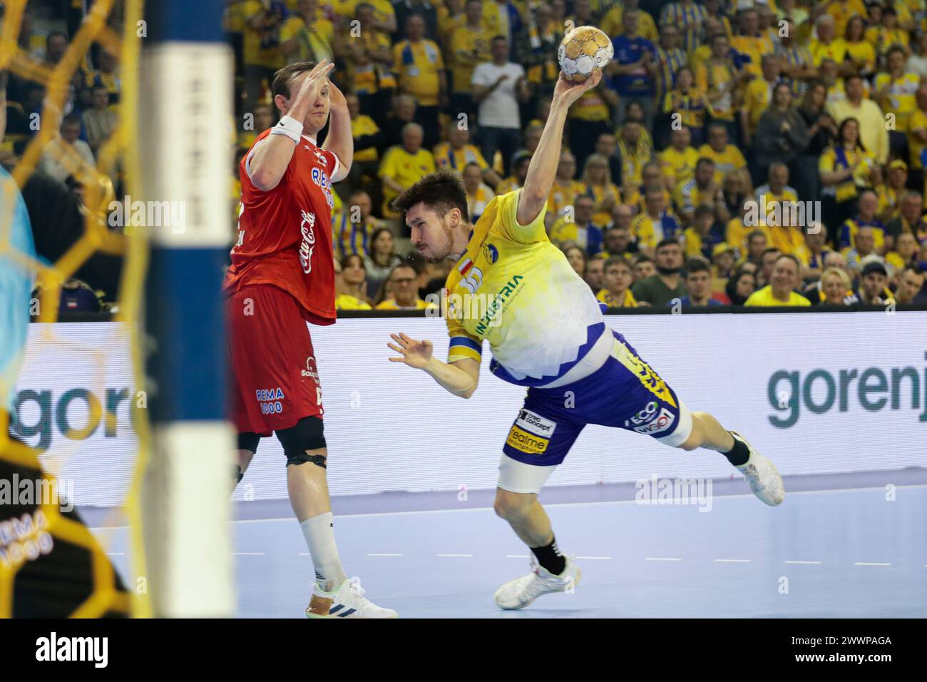 Kielece, Poland. 29th Feb, 2024. Dovichebaeva Alex Dujshebaev of ...