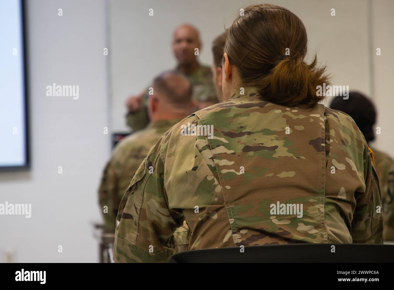 U.S. Army Soldiers attending the 103rd Intelligence and Electronic ...