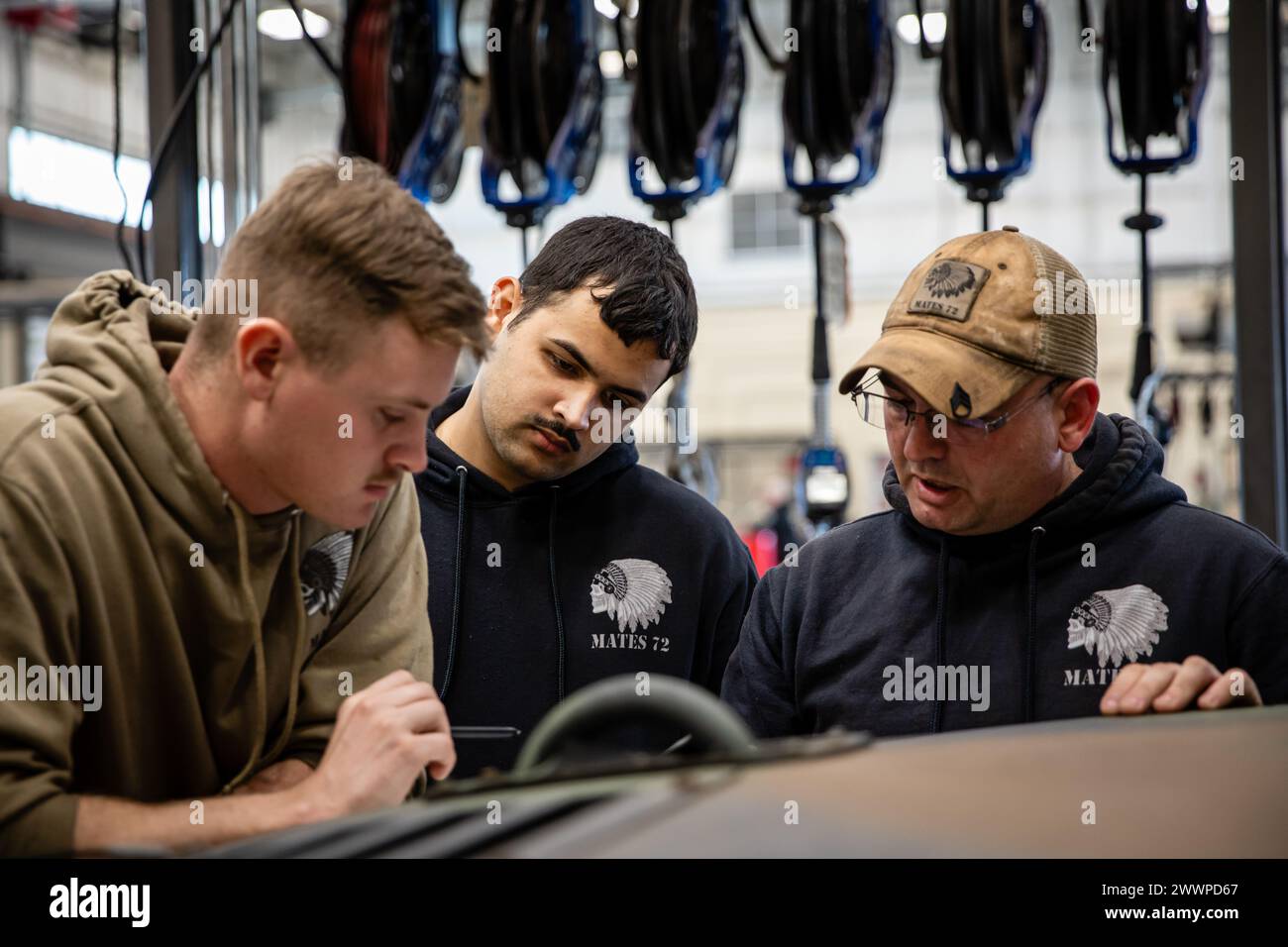 (From left to right) Oklahoma Army National Guardsmen Sgt. Kyle ...