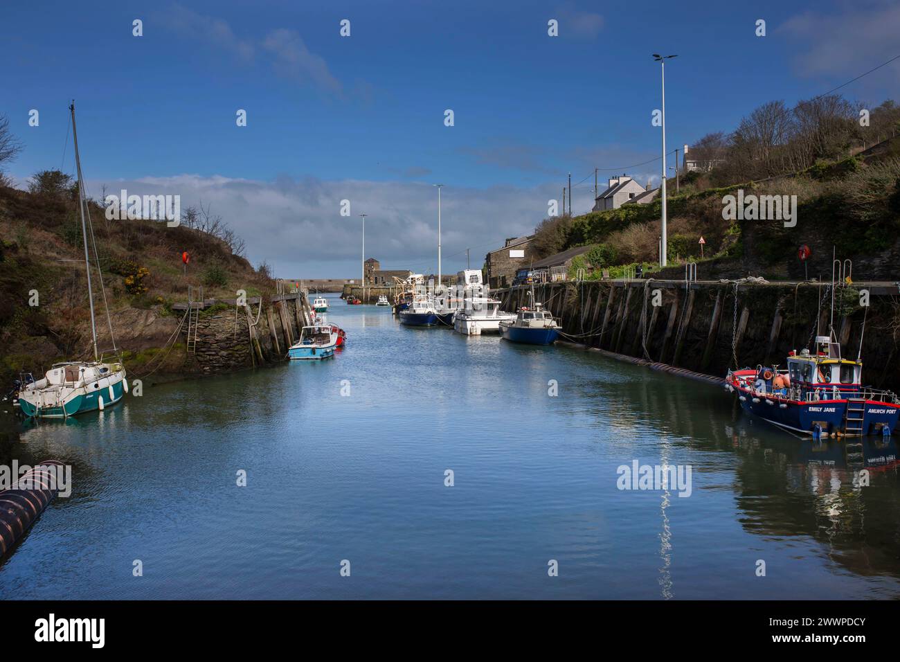 Amlwch Harbour with fishing boats vessels moored. Amlwch Port, Anglesey ...