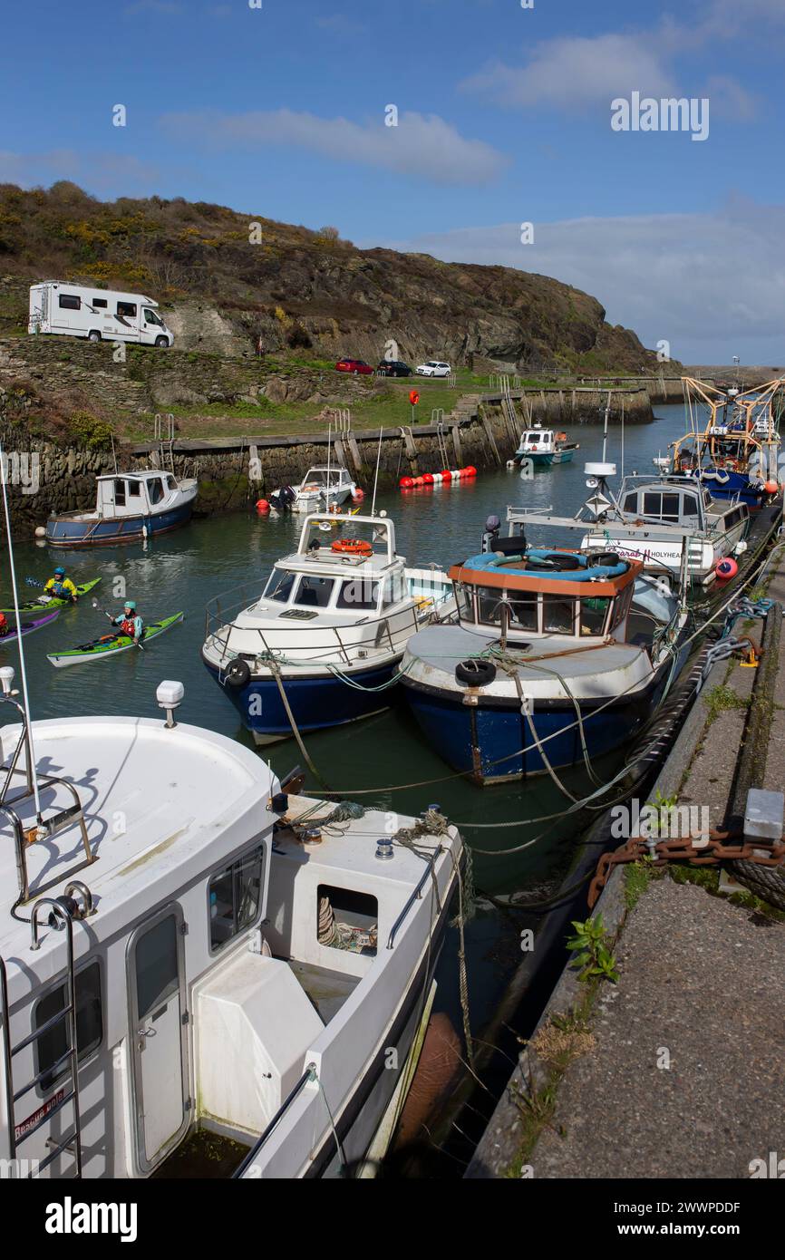 Amlwch Harbour with fishing boats vessels moored. Amlwch Port, Anglesey ...