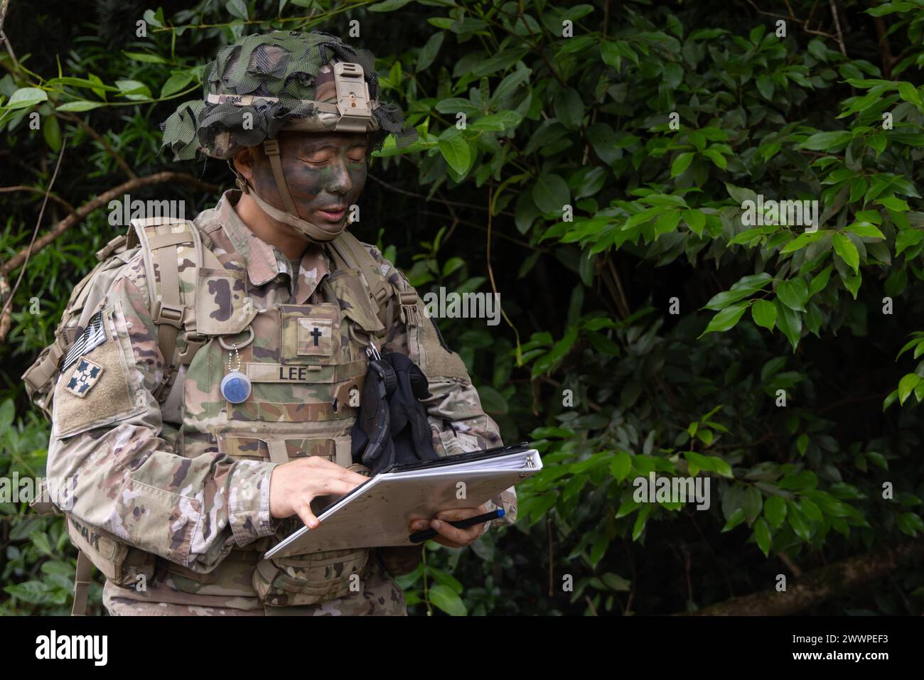 U.S. Army Chaplain Capt. Lee Lee, the Headquarters and Headquarters ...