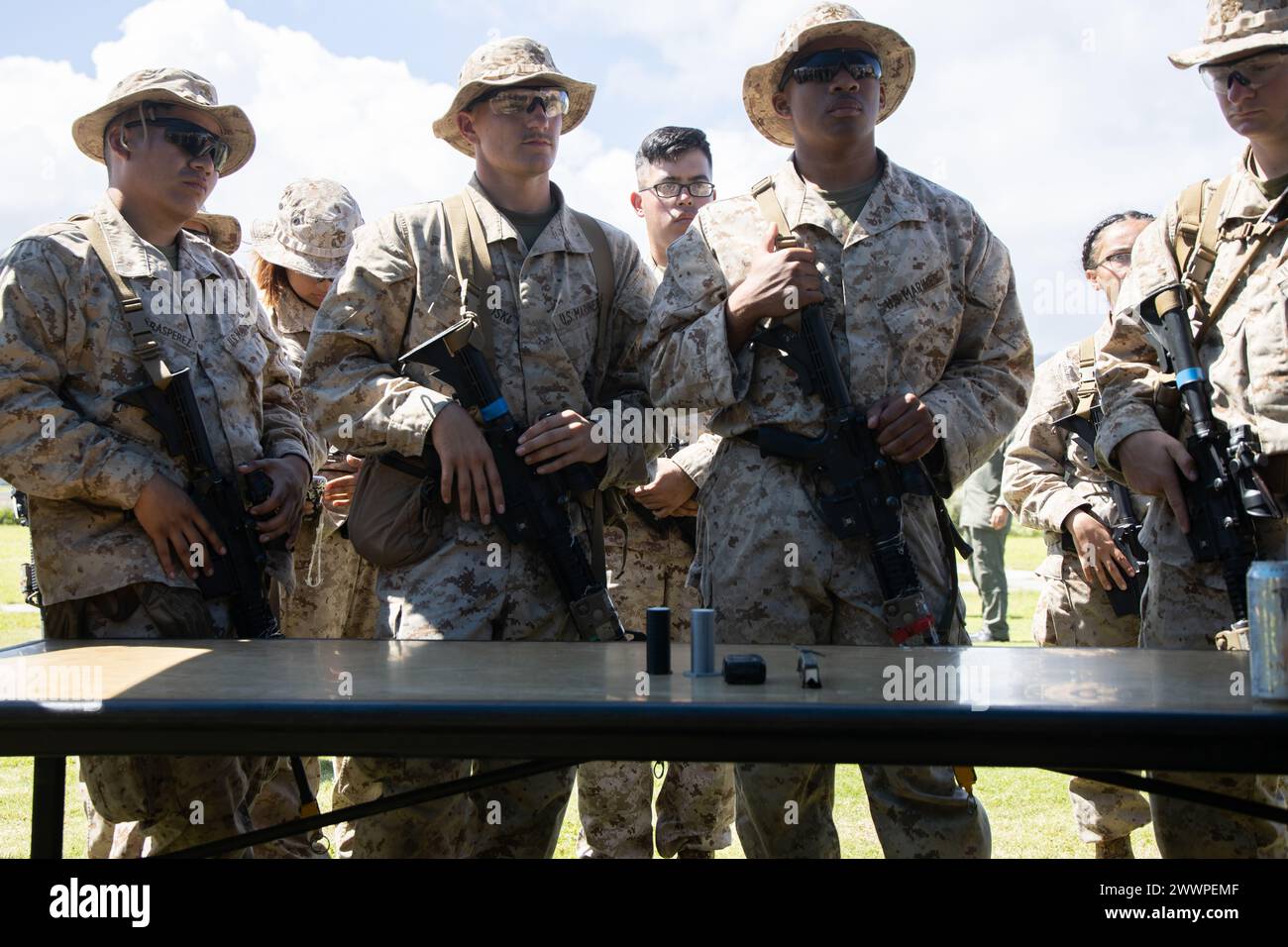 Ied awareness training hi-res stock photography and images - Alamy