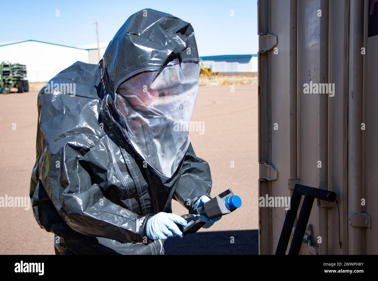 Warrant Officer Brandon Florer, 91st Civil Support Team, Arizona ...