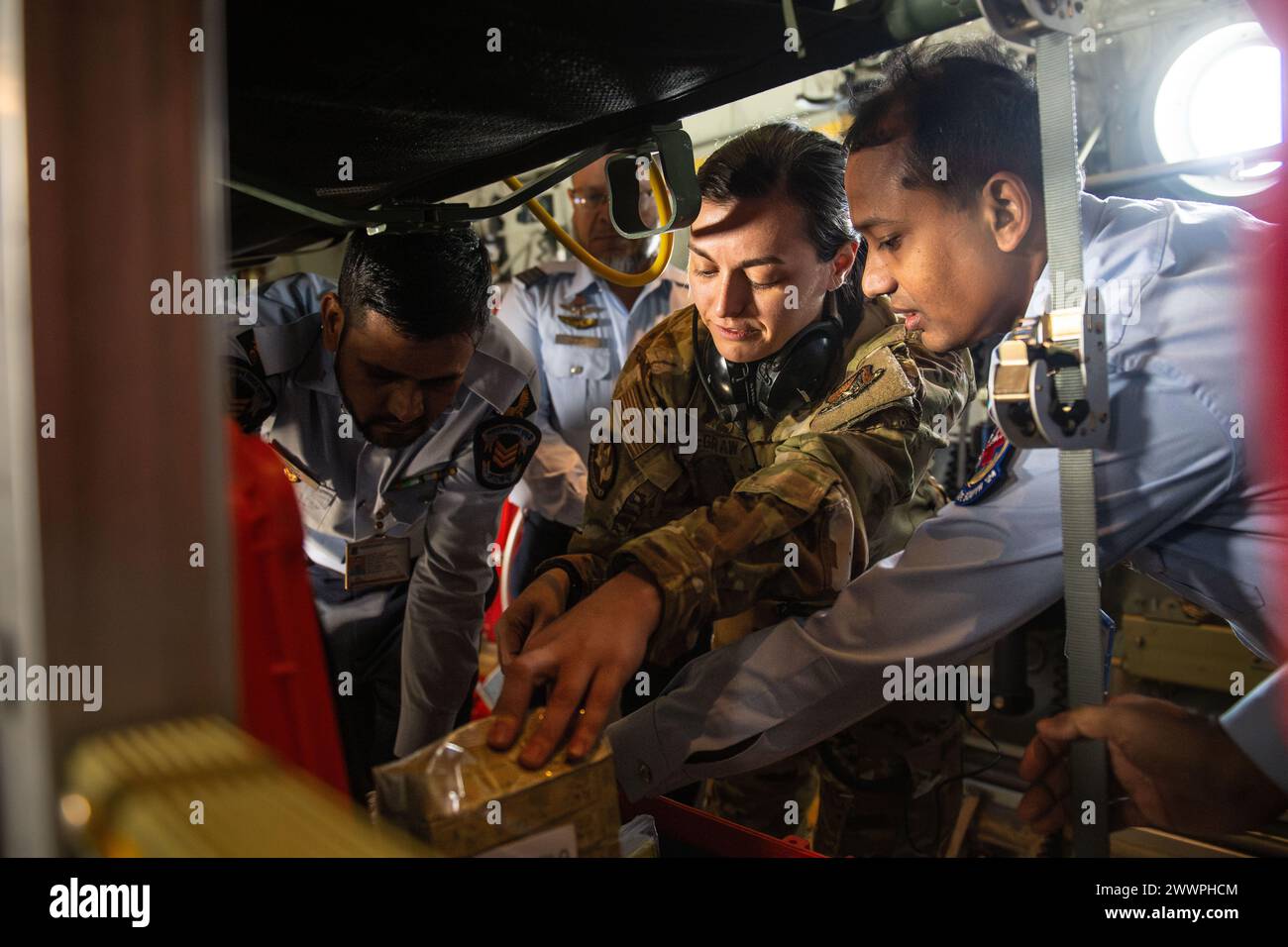 U.S. Air Force Tech. Sgt. Krista McGraw, 18th Aeromedical Evacuation ...