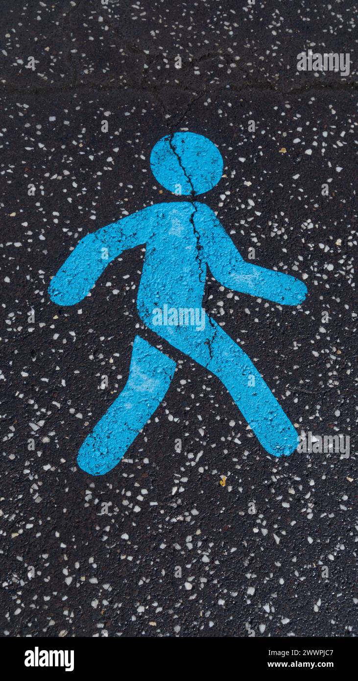 Safety walkway pedestrian sign hi-res stock photography and images - Alamy