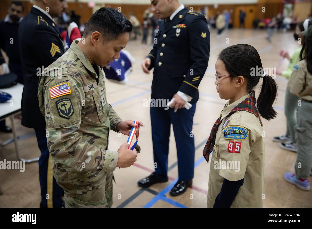 U.S. Army Soldiers with Able Company, Recruiting and Retention ...