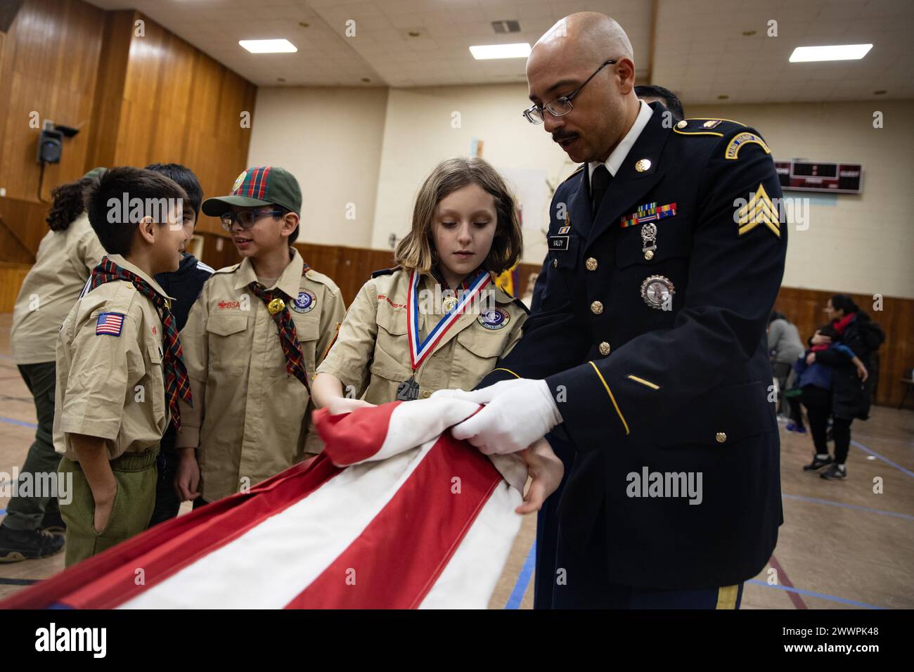 U.S. Army Soldiers with Able Company, Recruiting and Retention ...