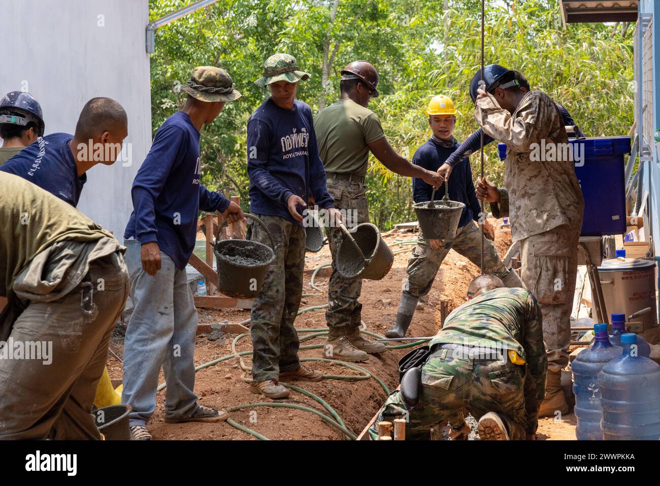 U.S. Marines with Marine Wing Support Squadron (MWSS) 171, Marine ...