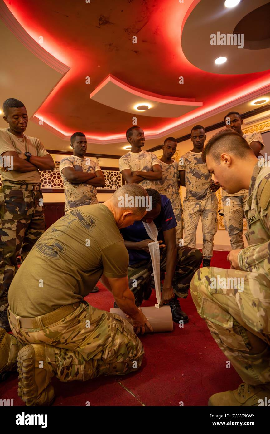 Cutlass express 24 hi-res stock photography and images - Alamy