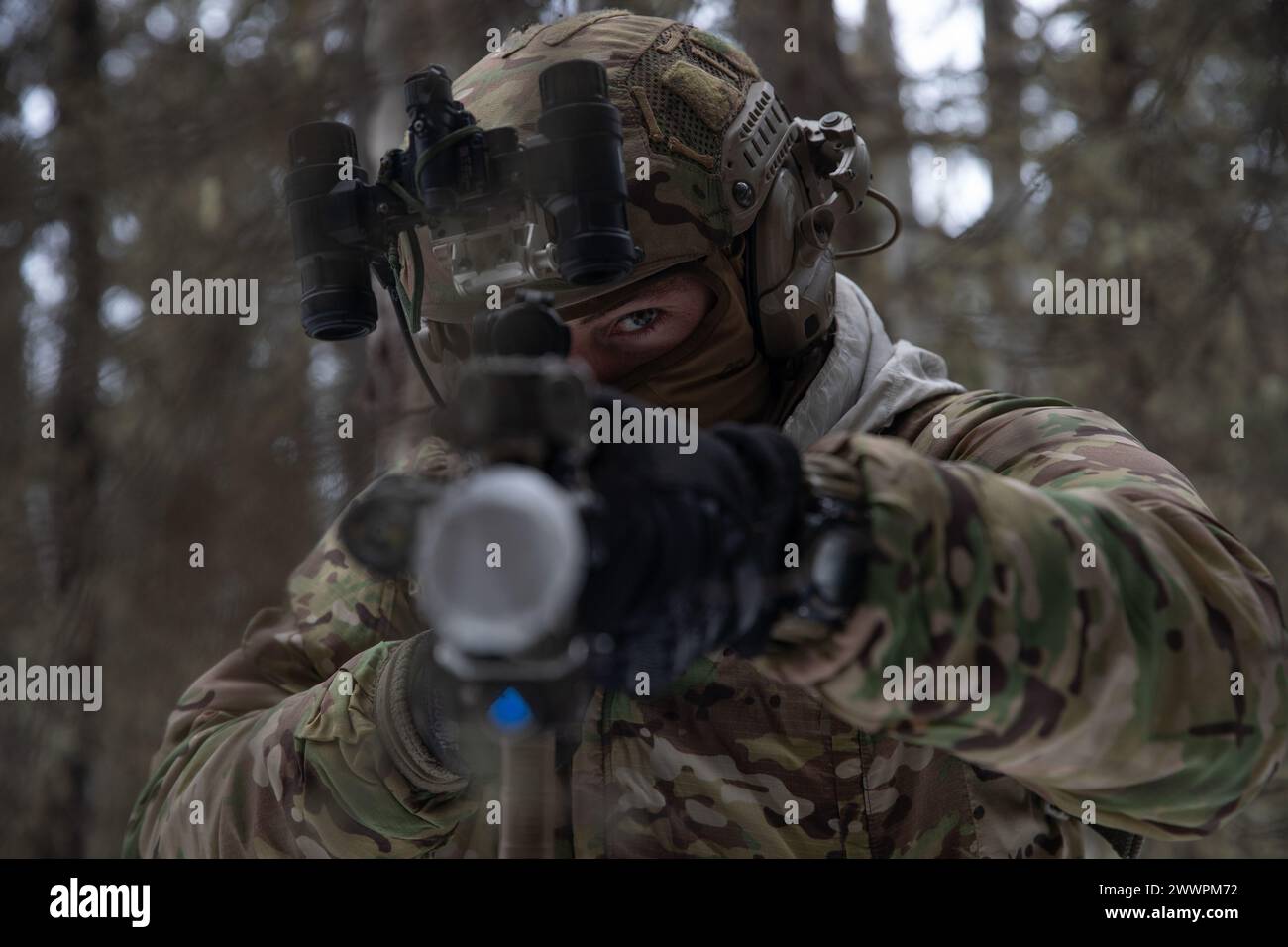 A U.S. Army Ranger from the 75th Ranger Regiment pull security during ...