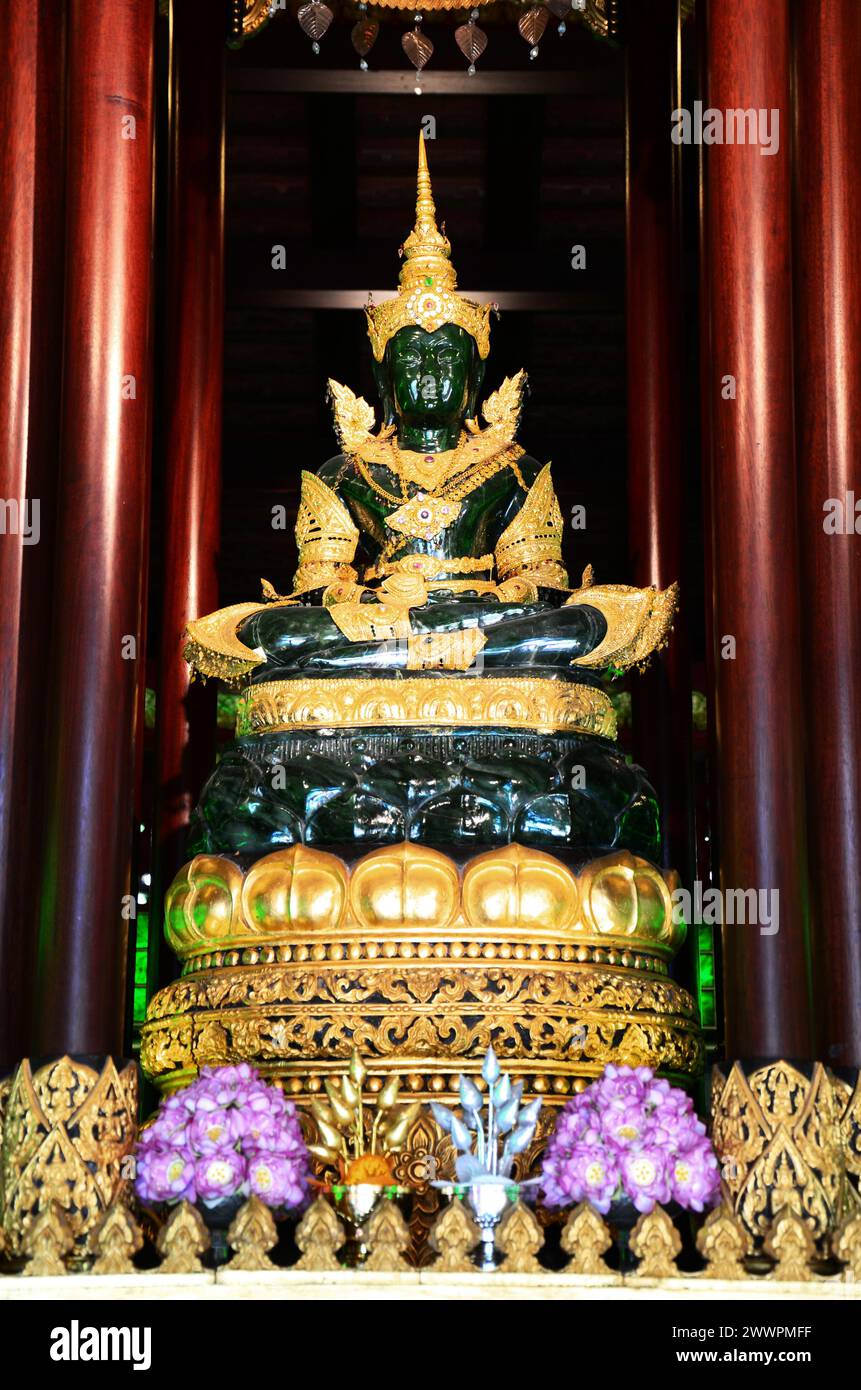 Ancient Emerald Buddha statue or Phra Kaeo Morakot for thai people ...