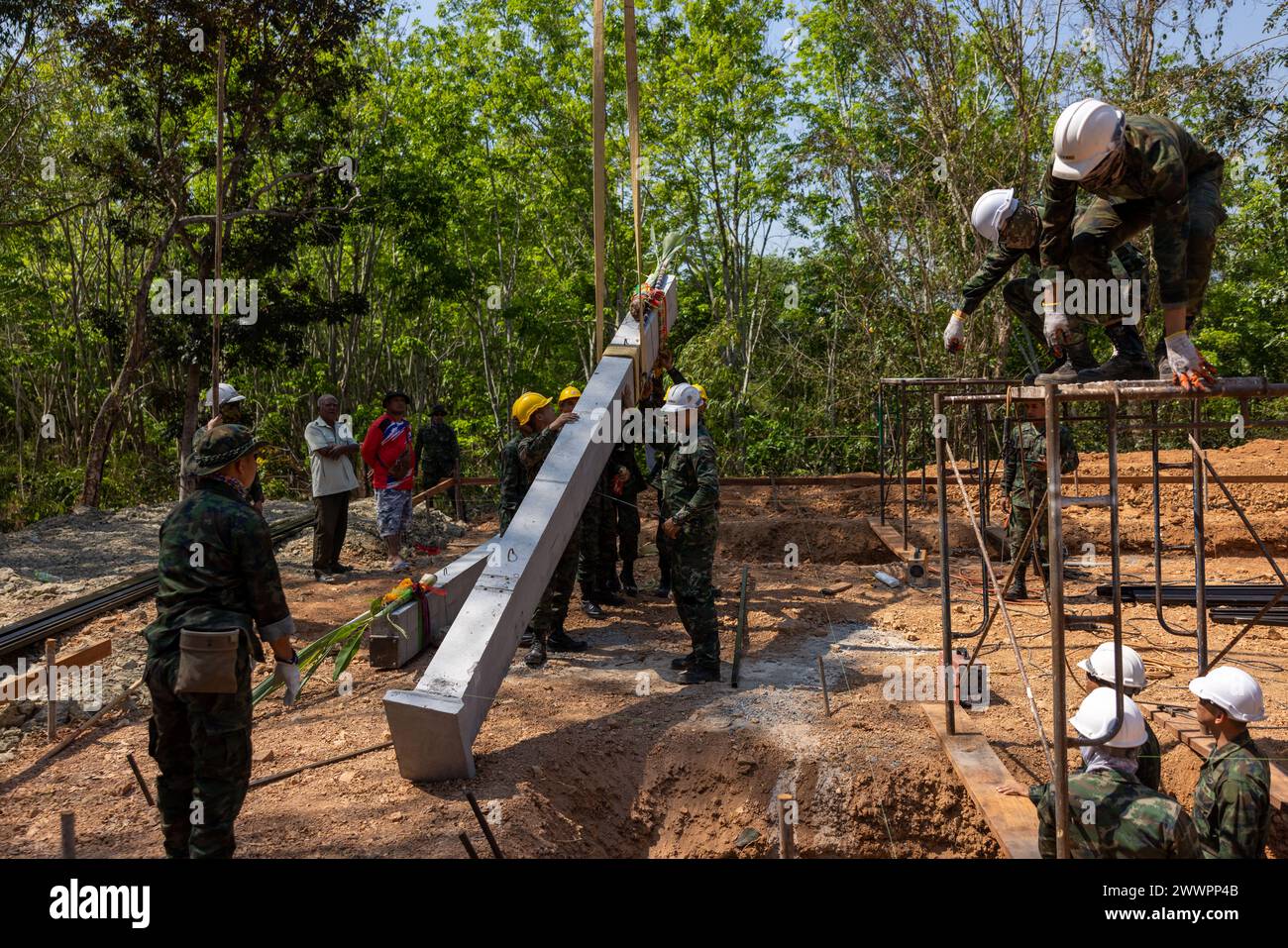 Royal Thai marines with the Royal Thai Marine Corps Construction ...