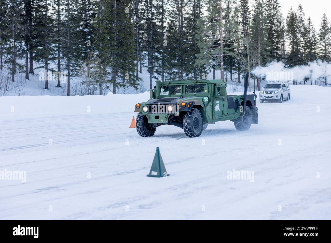 U.S. Marines with 2nd Marine Aircraft Wing, II Marine Expeditionary ...