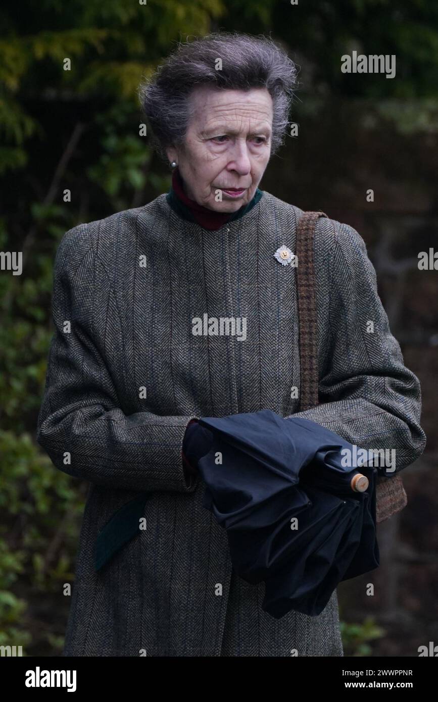 The Princess Royal lays a wreath at the Lockerbie Air Disaster Memorial ...