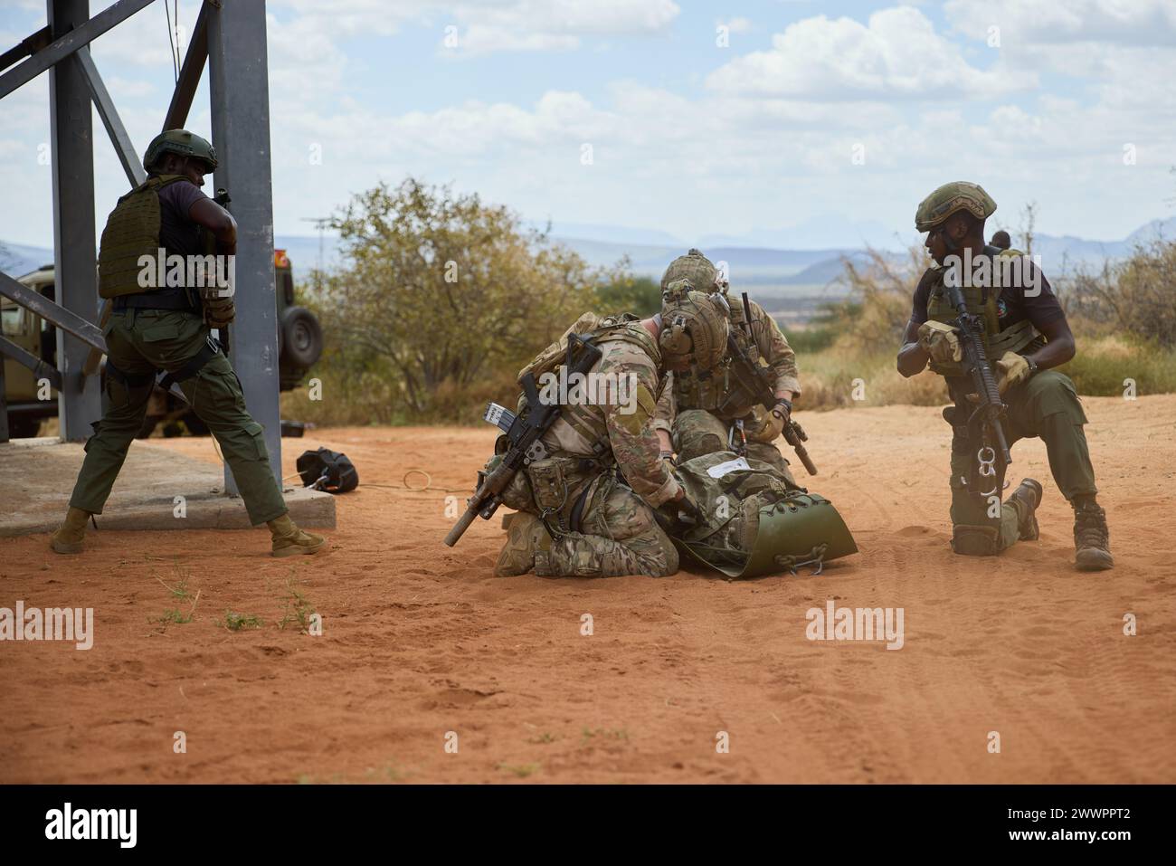 Kenya defence forces rapid response unit hi-res stock photography and ...