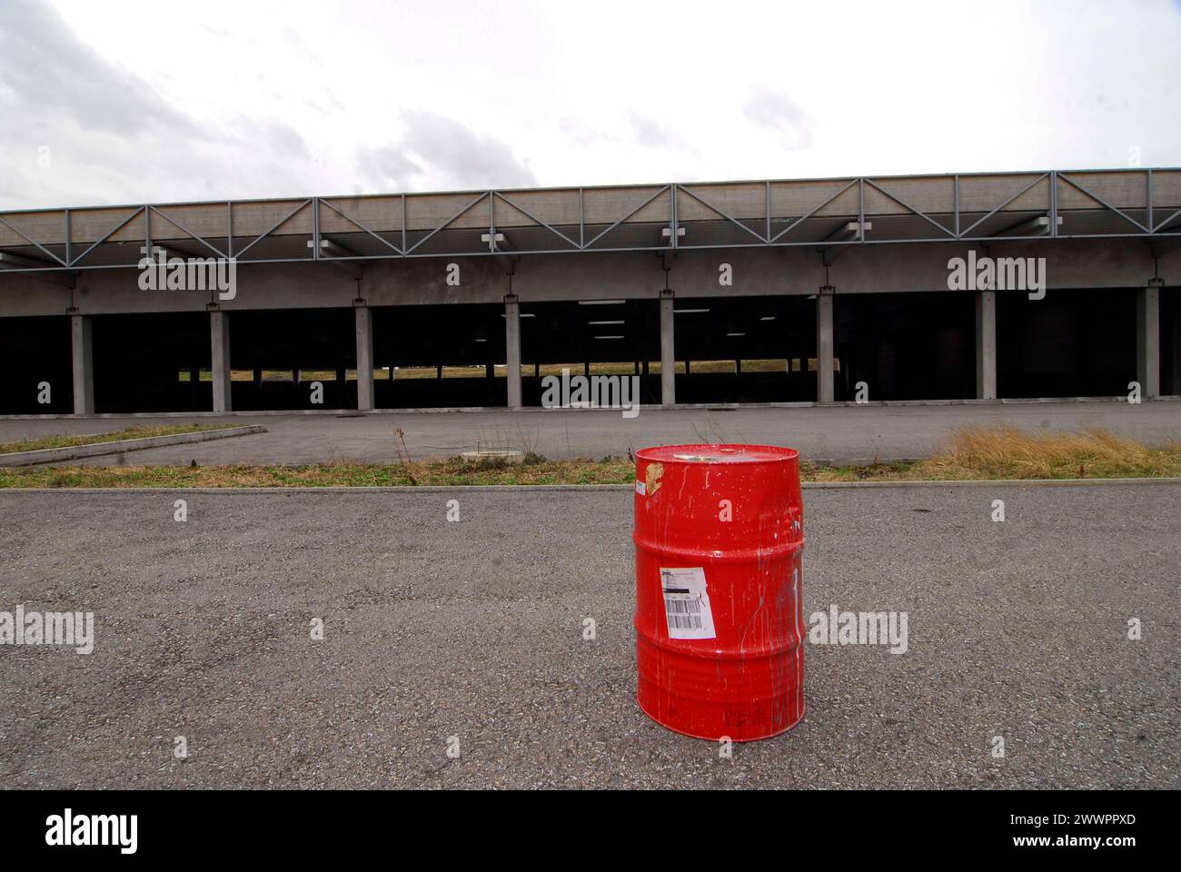 warehousing and stockkeeping for storage and distribution of goods and ...