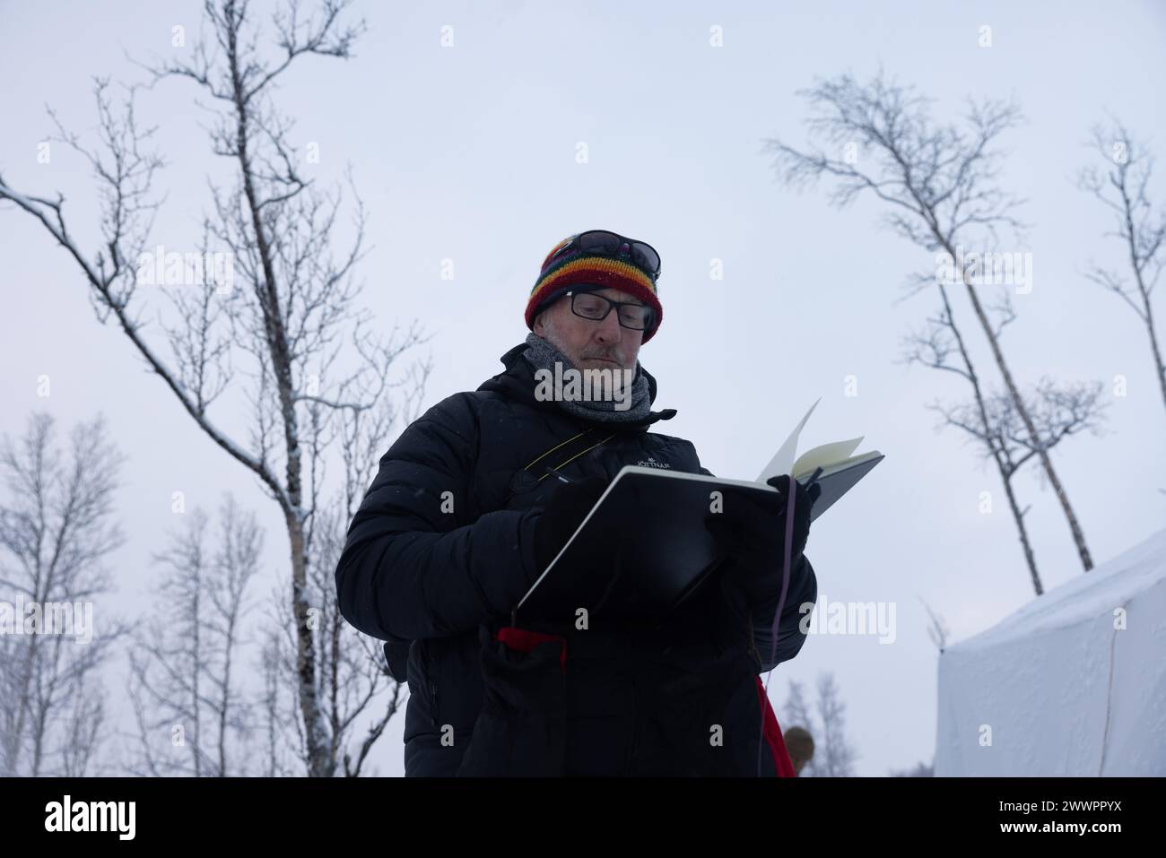 Richard Johnson, a combat artist with the Marine Corps Combat Art ...