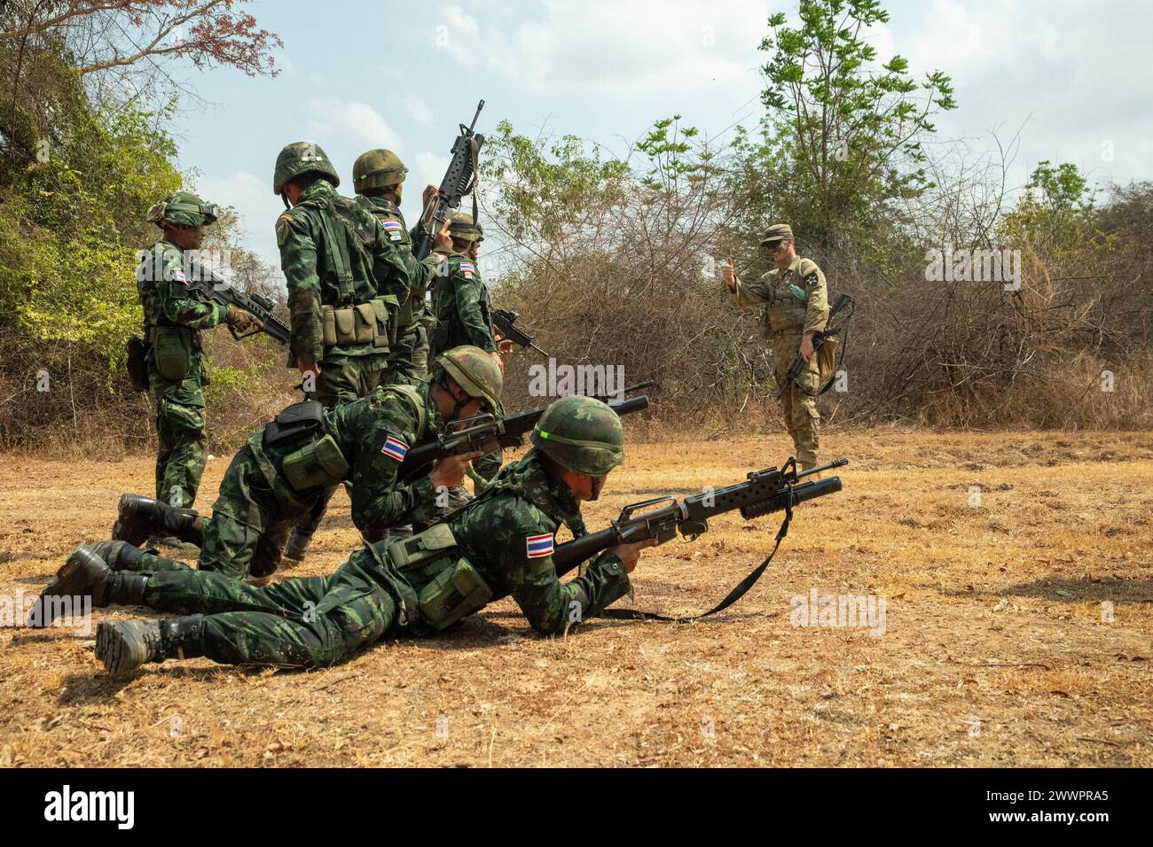 Runthrough hi-res stock photography and images - Alamy