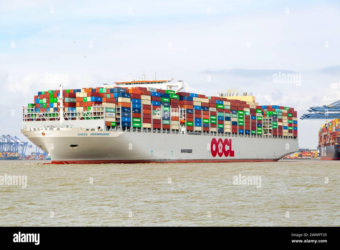 OOCL Zeebrugge container ship leaving quayside departing from Port of ...