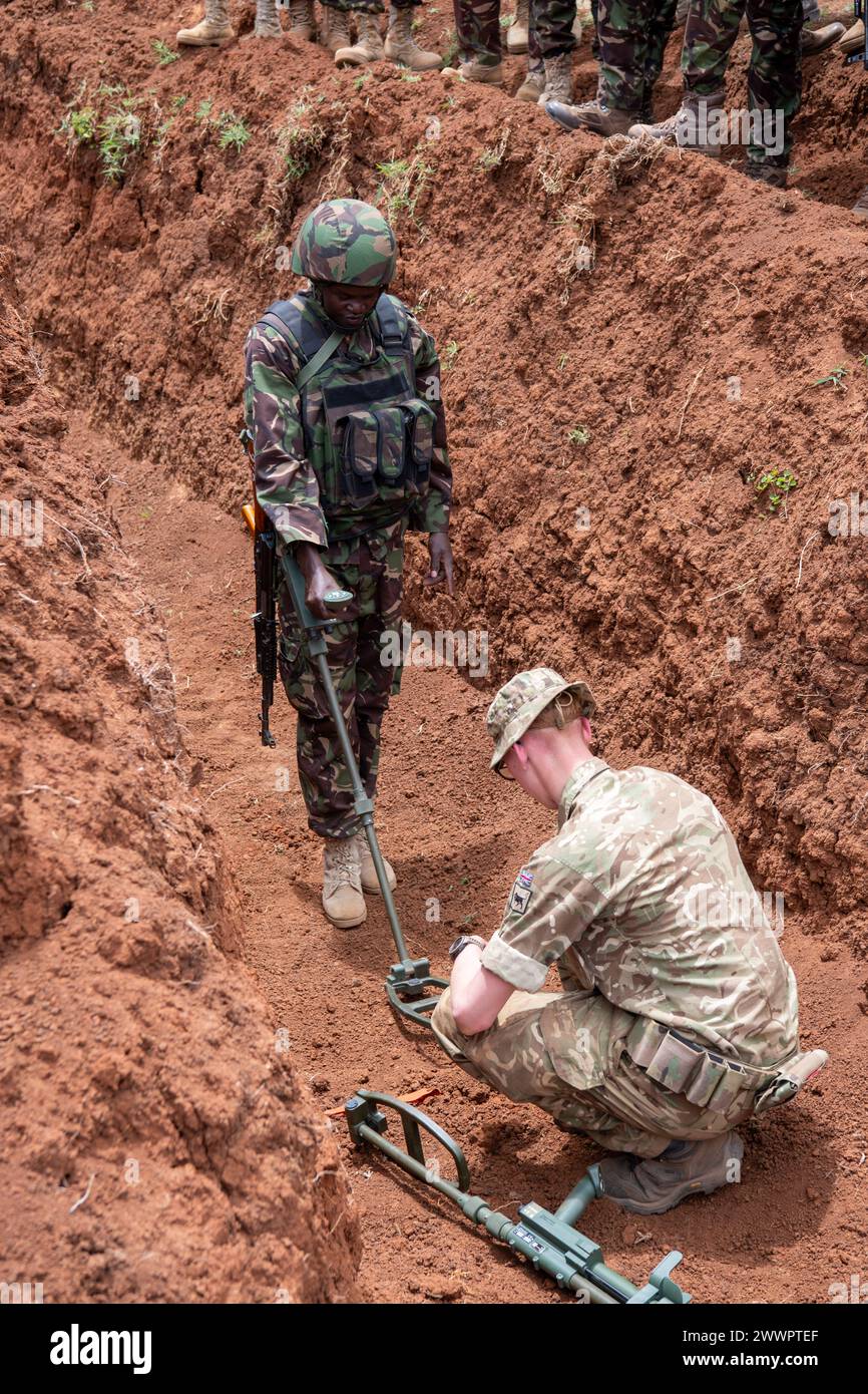 Minesweeping techniques hi-res stock photography and images - Alamy
